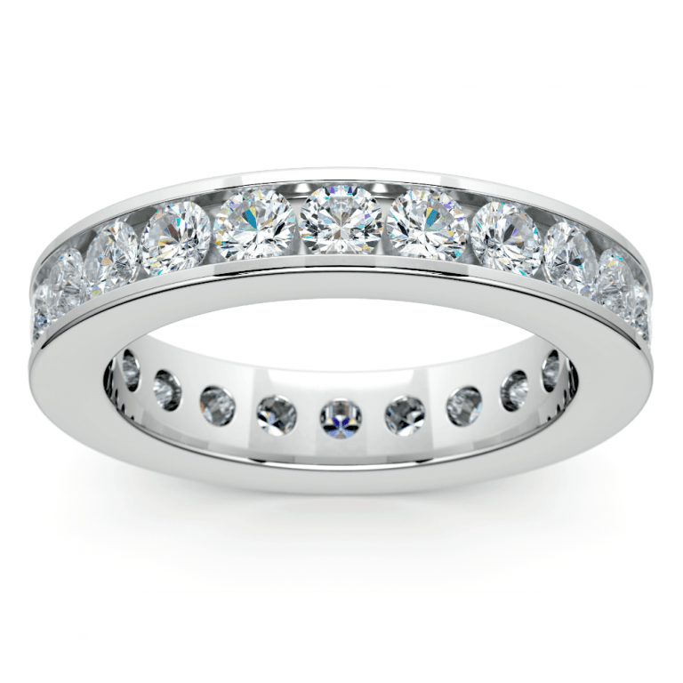 Can You Break A Diamond? - How Diamonds Chip And How To Fix!